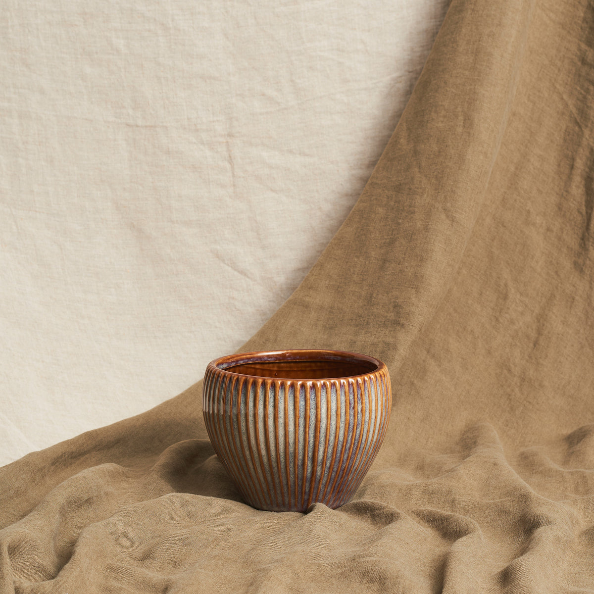 Edla Small Pot - Brown Melange – Caboose Homeware